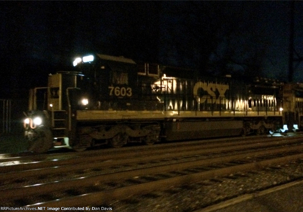CSX C40-8 7603 leads Q418-19
